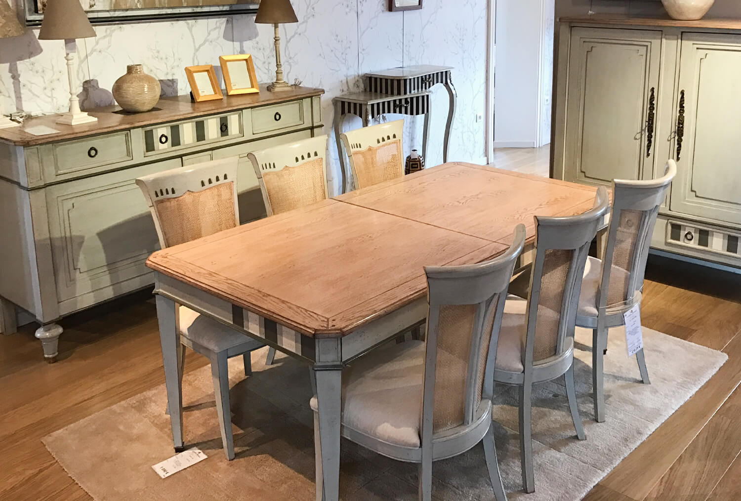 Table CLEMENCE classique chic - VAZARD home